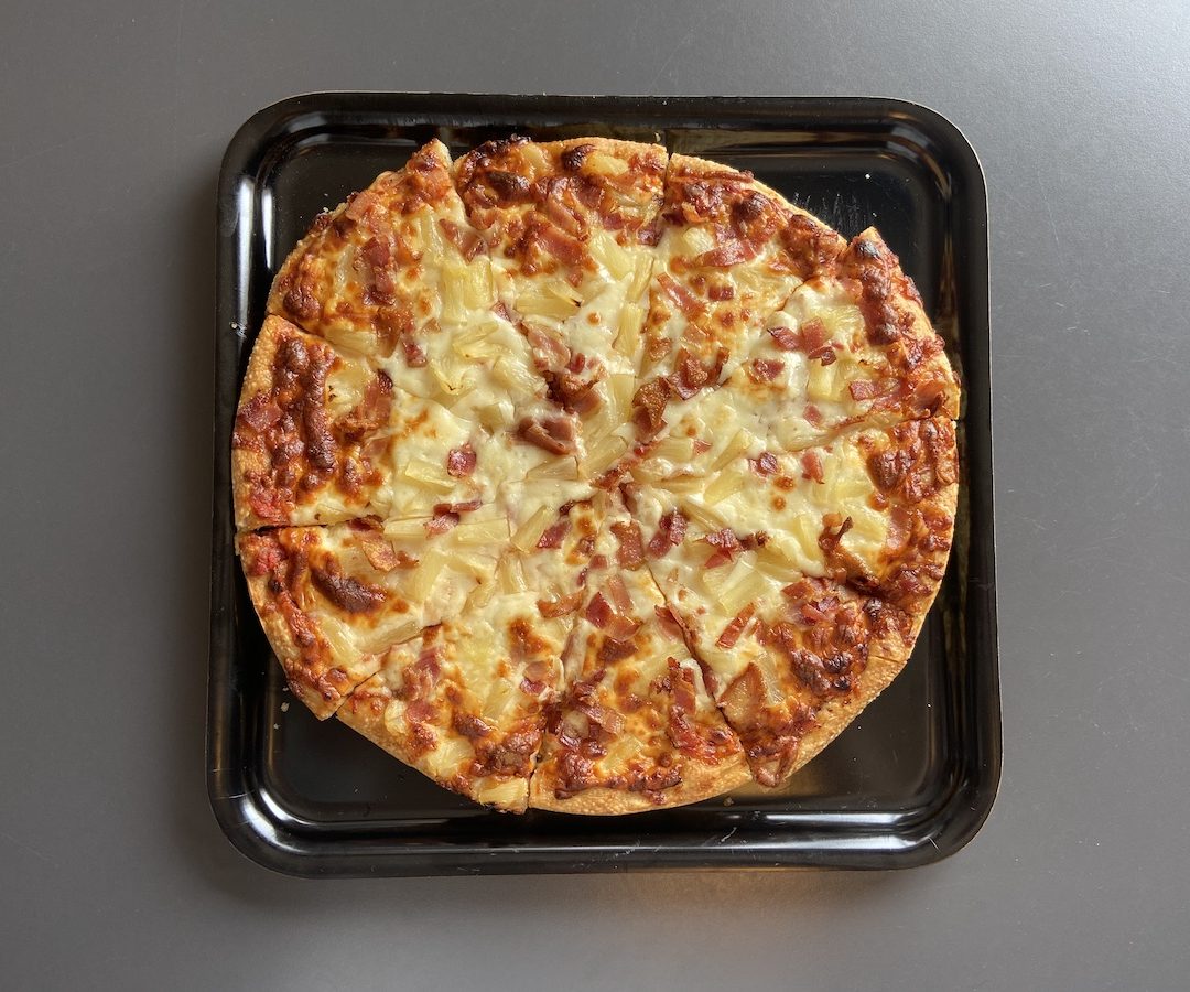 Fav Eats: Janelle Janis and the Hawaiian Pizza from Franco’s | Edify.