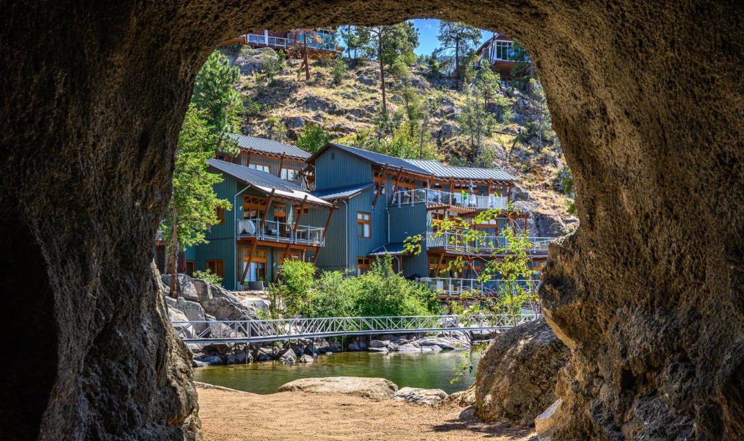 Second Property of the Week: The Outback Resort | Edify.